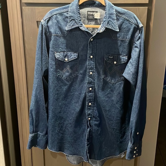 Wrangler | Shirts | Vintage 8s Wrangler Button Up Tall Man Fit 7 12 37 ...